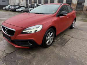 Sarkans Volvo V40 2016 Tauragė, ar dzinēja tilpumu 1.97 L un nobraukumu 118 tūkst. km par 5800 €, foto 2 vietnē AUTOMOTO.COM.LV
