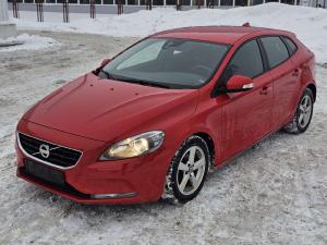 Red Volvo V40 2012 in Rokiskis, with an engine capacity of 1.56 L and mileage of 199 thousand km for 3850 €, photo 6 on AUTOMOTO.COM.LV