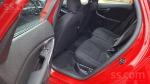 Sarkans Volvo V40 2012 Daugavpils, ar dzinēja tilpumu 1.60 L un nobraukumu 200 tūkst. km par 4950 €, foto 14 vietnē AUTOMOTO.COM.LV