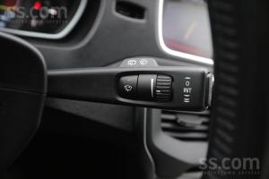 Red Volvo V40 2013 in Riga, with an engine capacity of 2.00 L and mileage of 197 thousand km for 9990 €, photo 14 on AUTOMOTO.COM.LV