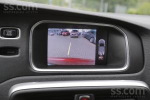Red Volvo V40 2013 in Riga, with an engine capacity of 2.00 L and mileage of 197 thousand km for 9990 €, photo 18 on AUTOMOTO.COM.LV