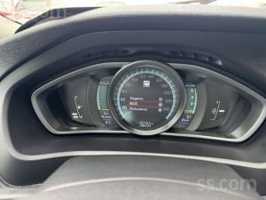 Sarkans Volvo V40 2013 Talsi, ar dzinēja tilpumu 1.60 L un nobraukumu 188 tūkst. km par 6495 €, foto 21 vietnē AUTOMOTO.COM.LV