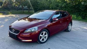 Sarkans Volvo V40 2013 Šilutė, ar dzinēja tilpumu 1.56 L un nobraukumu 259 tūkst. km par 4500 €, foto 3 vietnē AUTOMOTO.COM.LV