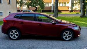Sarkans Volvo V40 2013 Šilutė, ar dzinēja tilpumu 1.56 L un nobraukumu 259 tūkst. km par 4500 €, foto 10 vietnē AUTOMOTO.COM.LV