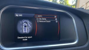 Sarkans Volvo V40 2013 Šilutė, ar dzinēja tilpumu 1.56 L un nobraukumu 259 tūkst. km par 4500 €, foto 22 vietnē AUTOMOTO.COM.LV
