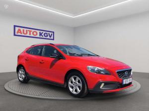Red Volvo V40 2013 in Klaipeda, with an engine capacity of 1.60 L and mileage of 329 thousand km for 5199 €, photo 8 on AUTOMOTO.COM.LV