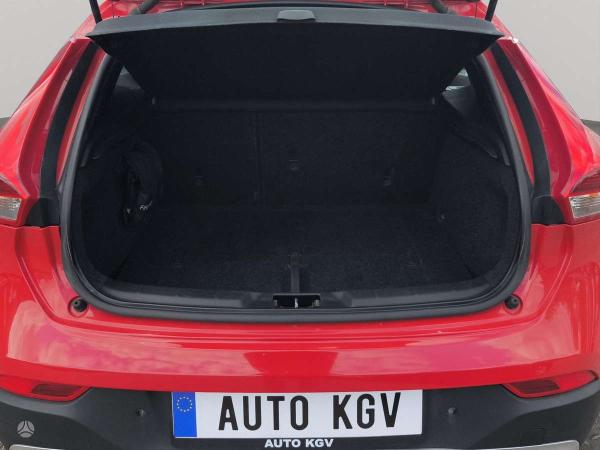 Red Volvo V40 2013 in Klaipeda, with an engine capacity of 1.60 L and mileage of 329 thousand km for 5199 €, photo 10 on AUTOMOTO.COM.LV
