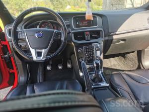 Красный Вольво В40 2014 в Алуксне, объемом двигателя 2.00 л и пробегом 323 тыс. км за 6800 €, фото 18 на AUTOMOTO.COM.LV