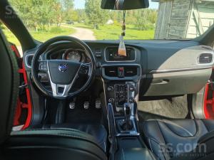 Красный Вольво В40 2014 в Алуксне, объемом двигателя 2.00 л и пробегом 323 тыс. км за 6800 €, фото 20 на AUTOMOTO.COM.LV