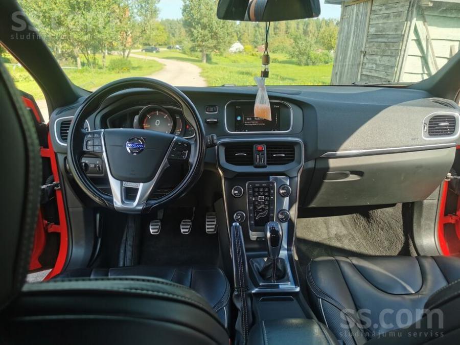 Красный Вольво В40 2014 в Алуксне, объемом двигателя 2.00 л и пробегом 323 тыс. км за 6800 €, фото 20 на AUTOMOTO.COM.LV