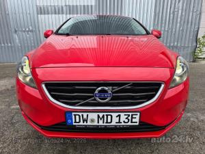 Red Volvo V40 2015 in Tallinn, with an engine capacity of 2.00 L and mileage of 169 thousand km for 9490 €, photo 8 on AUTOMOTO.COM.LV