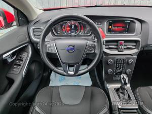 Red Volvo V40 2015 in Tallinn, with an engine capacity of 2.00 L and mileage of 169 thousand km for 9490 €, photo 16 on AUTOMOTO.COM.LV
