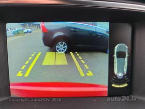 Red Volvo V40 2015 in Tallinn, with an engine capacity of 2.00 L and mileage of 169 thousand km for 9490 €, photo 22 on AUTOMOTO.COM.LV
