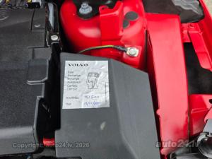 Red Volvo V40 2015 in Tallinn, with an engine capacity of 2.00 L and mileage of 169 thousand km for 9490 €, photo 30 on AUTOMOTO.COM.LV