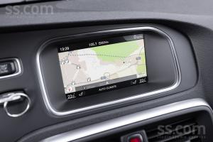 Sarkans Volvo V40 2015 Jelgava, ar dzinēja tilpumu 2.00 L un nobraukumu 0 tūkst. km par 6390 €, foto 18 vietnē AUTOMOTO.COM.LV