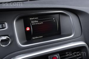 Sarkans Volvo V40 2015 Jelgava, ar dzinēja tilpumu 2.00 L un nobraukumu 0 tūkst. km par 6390 €, foto 20 vietnē AUTOMOTO.COM.LV