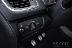 Sarkans Volvo V40 2015 Jelgava, ar dzinēja tilpumu 2.00 L un nobraukumu 0 tūkst. km par 6390 €, foto 24 vietnē AUTOMOTO.COM.LV