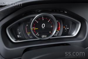 Sarkans Volvo V40 2015 Jelgava, ar dzinēja tilpumu 2.00 L un nobraukumu 0 tūkst. km par 6390 €, foto 25 vietnē AUTOMOTO.COM.LV