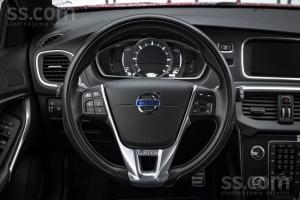 Sarkans Volvo V40 2015 Rīga, ar dzinēja tilpumu 2.00 L un nobraukumu 0 tūkst. km par 5995 €, foto 16 vietnē AUTOMOTO.COM.LV
