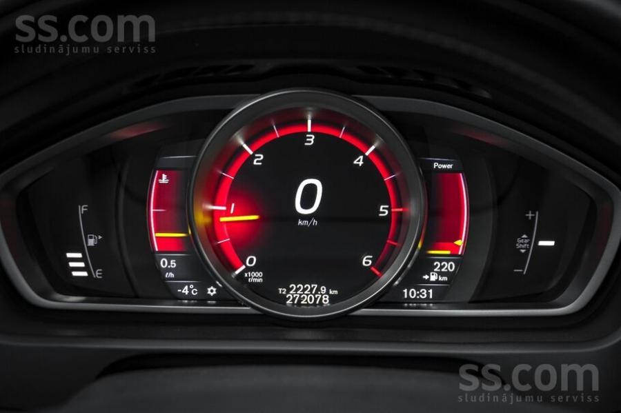 Sarkans Volvo V40 2015 Rīga, ar dzinēja tilpumu 2.00 L un nobraukumu 0 tūkst. km par 5995 €, foto 17 vietnē AUTOMOTO.COM.LV
