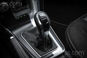 Sarkans Volvo V40 2015 Rīga, ar dzinēja tilpumu 2.00 L un nobraukumu 0 tūkst. km par 5995 €, foto 21 vietnē AUTOMOTO.COM.LV
