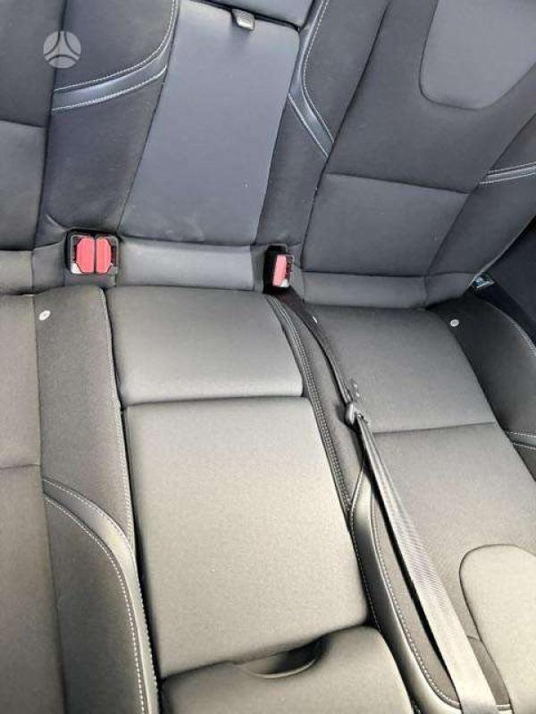 Sarkans Volvo V40 2015 Marijampole, ar dzinēja tilpumu 1.98 L un nobraukumu 299 tūkst. km par 10400 €, foto 5 vietnē AUTOMOTO.COM.LV