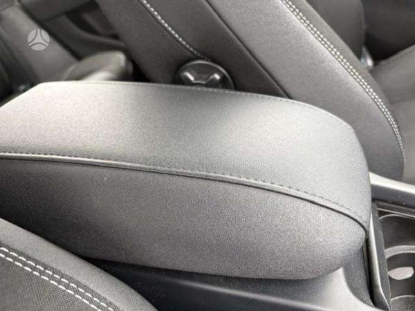 Sarkans Volvo V40 2015 Marijampole, ar dzinēja tilpumu 1.98 L un nobraukumu 299 tūkst. km par 10400 €, foto 7 vietnē AUTOMOTO.COM.LV