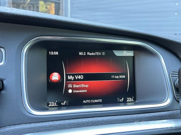 Sarkans Volvo V40 2015 Gulbene, ar dzinēja tilpumu 2.00 L un nobraukumu 348 tūkst. km par 7500 €, foto 9 vietnē AUTOMOTO.COM.LV