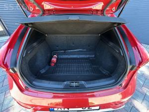 Sarkans Volvo V40 2015 Gulbene, ar dzinēja tilpumu 2.00 L un nobraukumu 348 tūkst. km par 7500 €, foto 26 vietnē AUTOMOTO.COM.LV