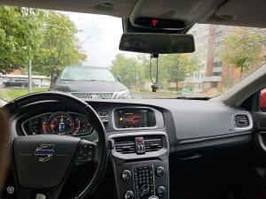 Red Volvo V40 2015 in Vilnius, with an engine capacity of 1.56 L and mileage of 174 thousand km for 5900 €, photo 10 on AUTOMOTO.COM.LV