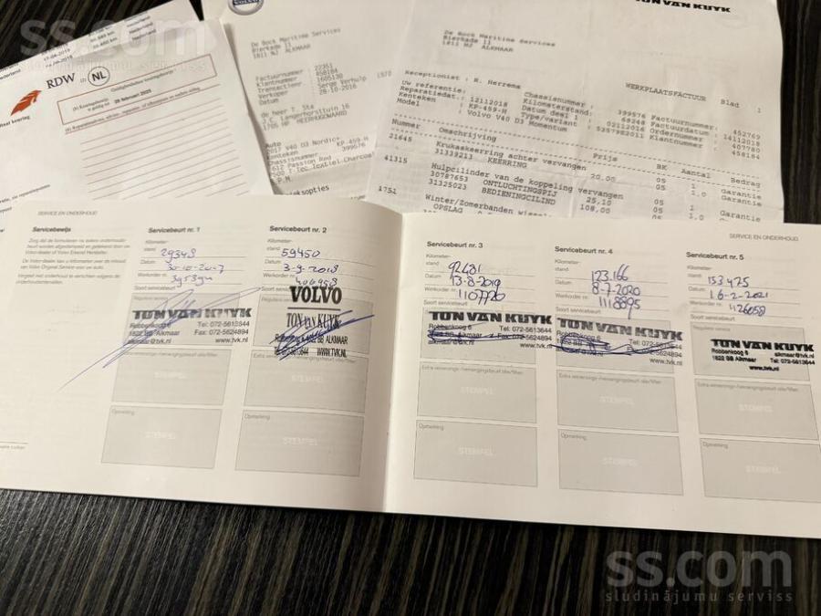 Sarkans Volvo V40 2017 Rīga, ar dzinēja tilpumu 2.00 L un nobraukumu 260 tūkst. km par 7980 €, foto 32 vietnē AUTOMOTO.COM.LV