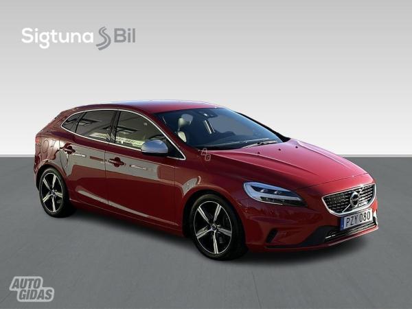 Red Volvo V40 2018 in Kaunas, with an engine capacity of 0.00 L and mileage of 66 thousand km for 24337 €, photo 8 on AUTOMOTO.COM.LV