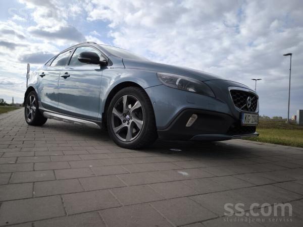 Volvo V40 2013 in Riga, with an engine capacity of 1.60 L and mileage of 346 thousand km for 7600 €, photo 7 on AUTOMOTO.COM.LV