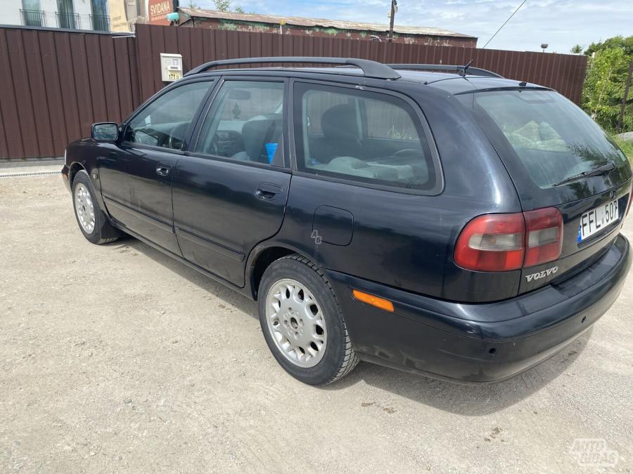 Вольво В40 1997 в Кретинга, объемом двигателя 1.90 л и пробегом 300 тыс. км за 790 €, фото 5 на AUTOMOTO.COM.LV