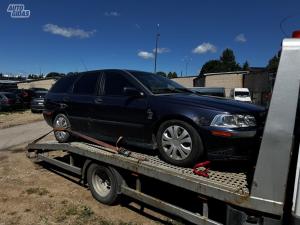 Volvo V40 2000 Šauļi, ar dzinēja tilpumu 1.90 L un nobraukumu 306 tūkst. km par 320 €, foto  vietnē AUTOMOTO.COM.LV