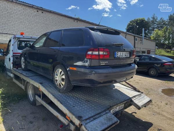 Volvo V40 2000 Šauļi, ar dzinēja tilpumu 1.90 L un nobraukumu 306 tūkst. km par 320 €, foto 2 vietnē AUTOMOTO.COM.LV