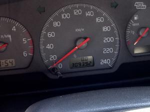 Volvo V40 2000 Šauļi, ar dzinēja tilpumu 1.90 L un nobraukumu 306 tūkst. km par 320 €, foto 8 vietnē AUTOMOTO.COM.LV