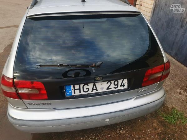 Вольво В40 2000 в Игналина, объемом двигателя 2.70 л и пробегом 283 тыс. км за 230 €, фото 9 на AUTOMOTO.COM.LV