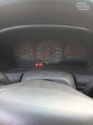 Volvo V40 2000 in Panevezys, with an engine capacity of 1.90 L and mileage of 365 thousand km for 700 €, photo 3 on AUTOMOTO.COM.LV