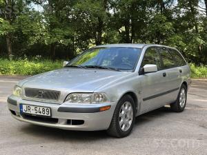 Volvo V40 2002 Rīga, ar dzinēja tilpumu 1.90 L un nobraukumu 0 tūkst. km par 990 €, foto 4 vietnē AUTOMOTO.COM.LV
