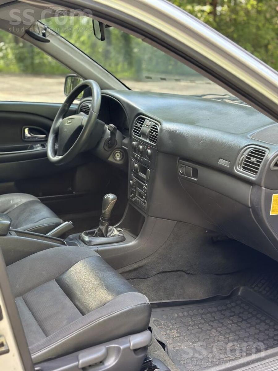 Volvo V40 2002 Rīga, ar dzinēja tilpumu 1.90 L un nobraukumu 0 tūkst. km par 990 €, foto 12 vietnē AUTOMOTO.COM.LV