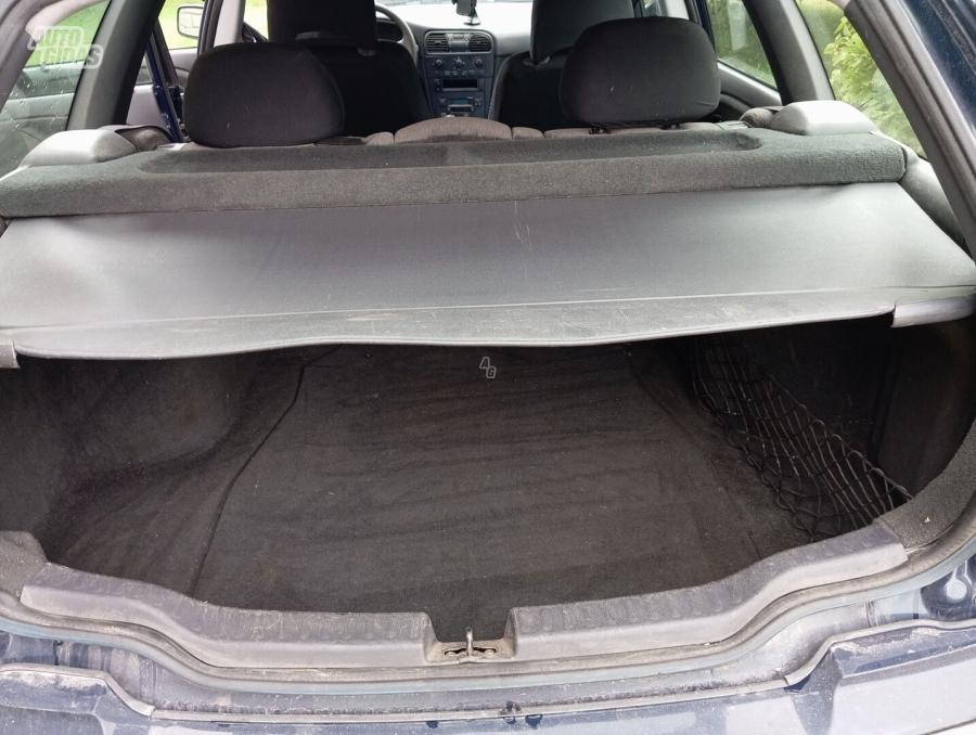 Volvo V40 2002 Anykščiai, ar dzinēja tilpumu 1.60 L un nobraukumu 259 tūkst. km par 1150 €, foto 8 vietnē AUTOMOTO.COM.LV