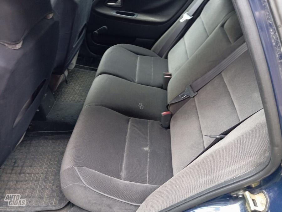 Volvo V40 2002 Anykščiai, ar dzinēja tilpumu 1.60 L un nobraukumu 259 tūkst. km par 1150 €, foto 6 vietnē AUTOMOTO.COM.LV