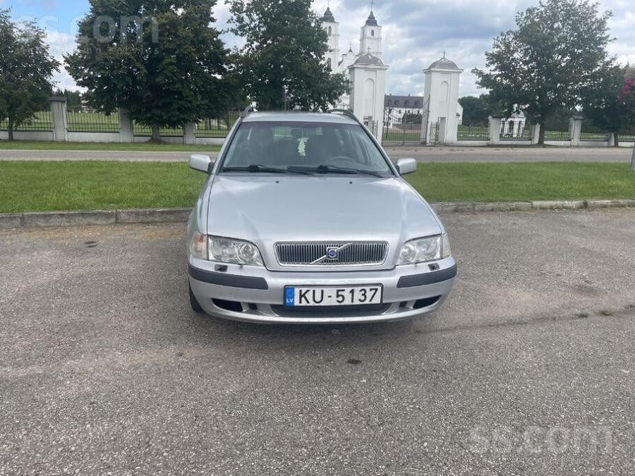 Volvo V40 2003 Preiļi, ar dzinēja tilpumu 1.90 L un nobraukumu 275 tūkst. km par 1700 €, foto 1 vietnē AUTOMOTO.COM.LV