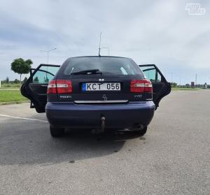 Volvo V40 2003 Panevēža, ar dzinēja tilpumu 1.90 L un nobraukumu 269 tūkst. km par 800 €, foto 6 vietnē AUTOMOTO.COM.LV