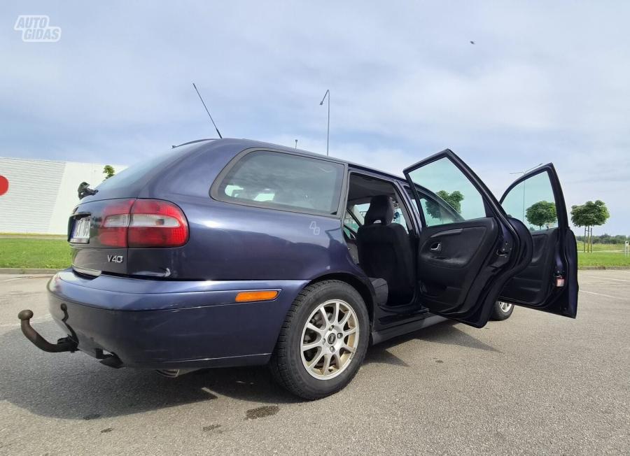 Volvo V40 2003 Panevēža, ar dzinēja tilpumu 1.90 L un nobraukumu 269 tūkst. km par 800 €, foto 7 vietnē AUTOMOTO.COM.LV