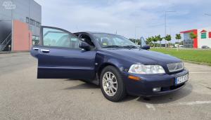Volvo V40 2003 Panevēža, ar dzinēja tilpumu 1.90 L un nobraukumu 269 tūkst. km par 800 €, foto 9 vietnē AUTOMOTO.COM.LV