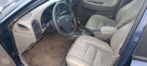 Volvo V40 2003 in Vilnius, with an engine capacity of 1.90 L and mileage of 388 thousand km for 500 €, photo 5 on AUTOMOTO.COM.LV