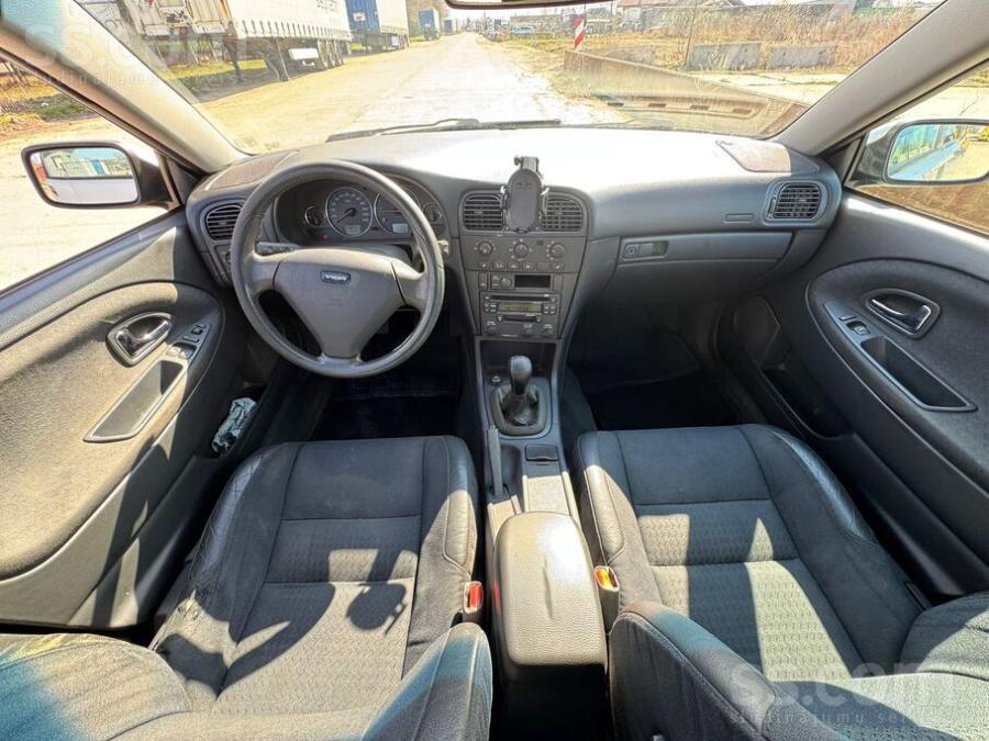 Volvo V40 2004 Rīga, ar dzinēja tilpumu 1.90 L un nobraukumu 0 tūkst. km par 1199 €, foto 11 vietnē AUTOMOTO.COM.LV