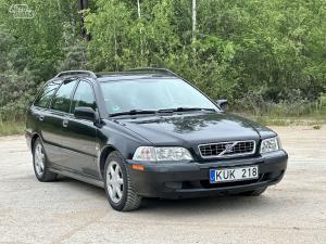 Volvo V40 2004 in Vilnius, with an engine capacity of 1.60 L and mileage of 230 thousand km for 700 €, photo 5 on AUTOMOTO.COM.LV